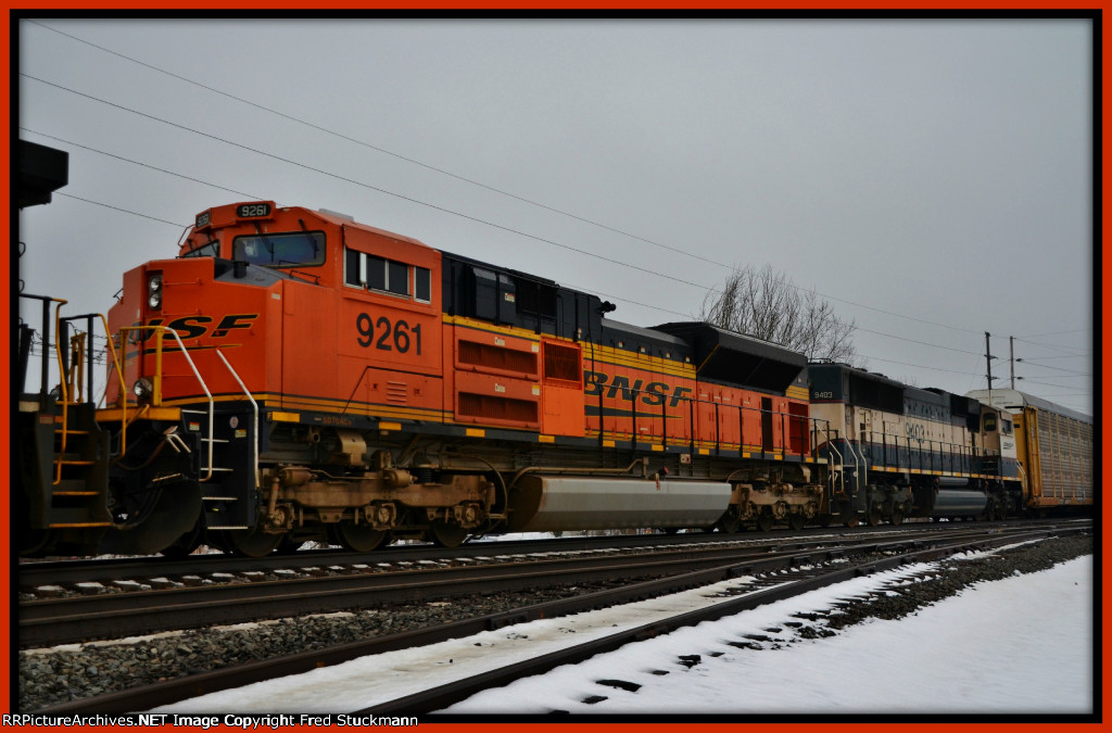 BNSF 9261 & 9403.